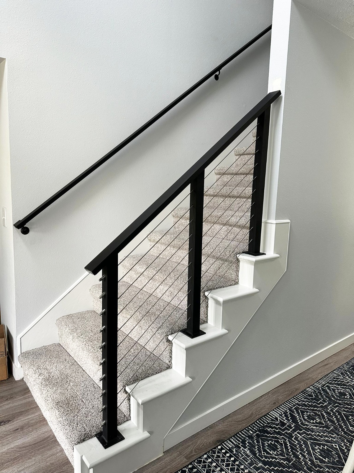 Cable Railing – Stairs – Surface Mounted – 42 in. – Matte Black - Maisy ...